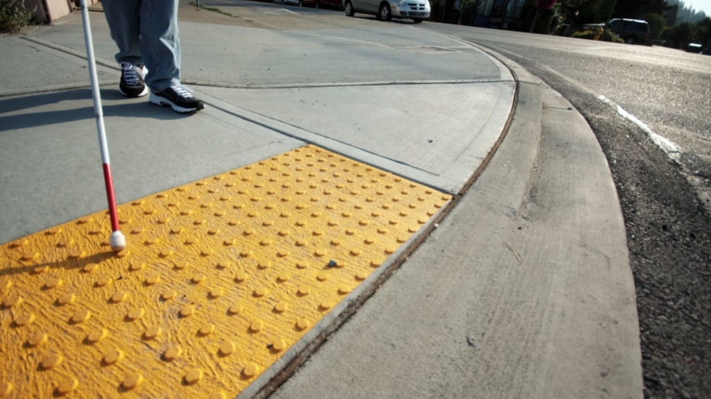 Tactile paving for visually impaired to be set in Male’ roads – The ...