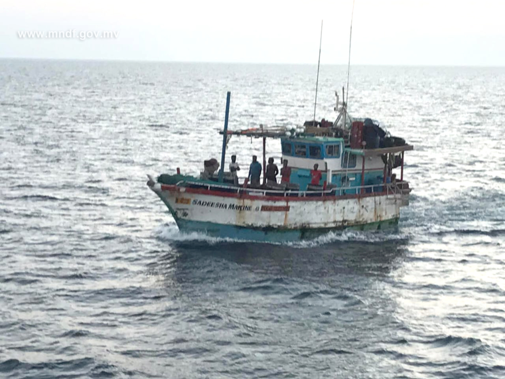 MNDF aids boat requiring help – The Times of Addu