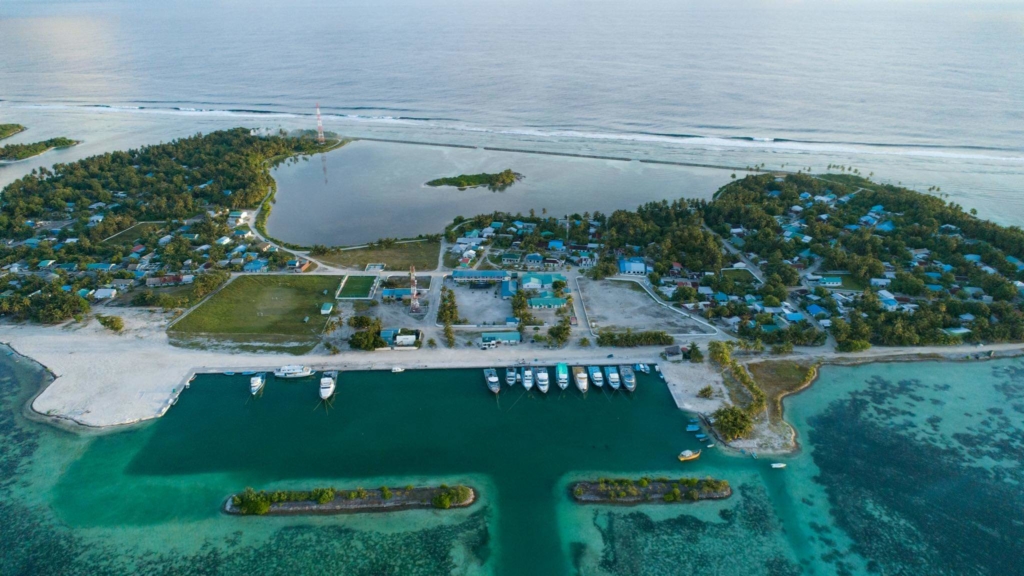 JUST IN: Fire breaks out at GDh. Atoll island under resort development ...