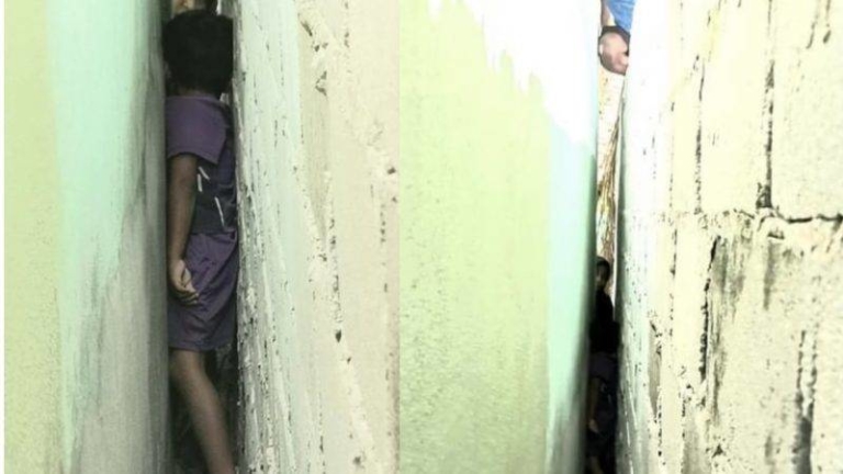 4 year old child stuck between two walls saved – The Times of Addu
