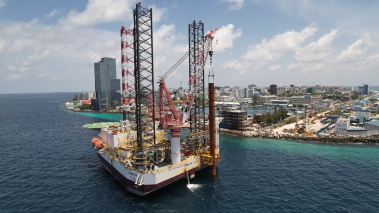 ThilaMalé Bridge: Concrete work of test pile for sea pillars commences ...