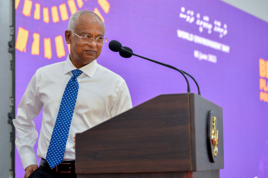 President Solih commits to transition Maldives to renewable energy ...